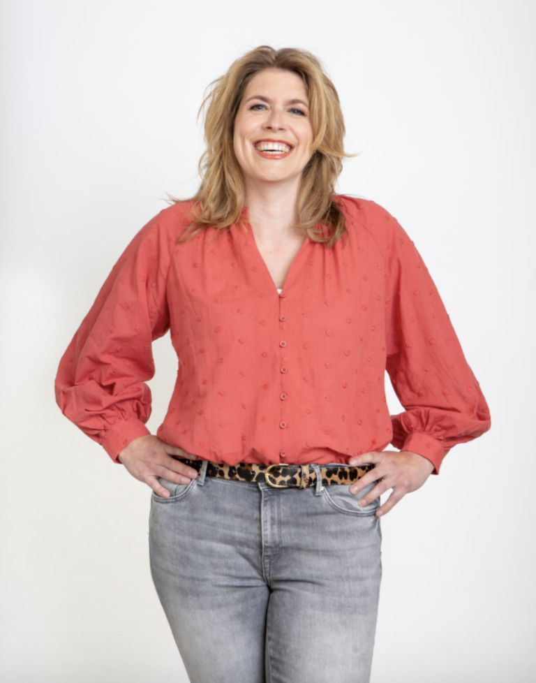 Zien: Olga (44) krijgt een nieuwe look in de Vriendin-metamorfose