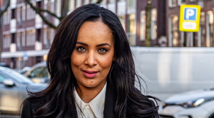 Dyantha Brooks openhartig over afvallen: 'Totaal onrealistisch doel' Dyantha Brooks openhartig over afvallen: 'Totaal onrealistisch doel'